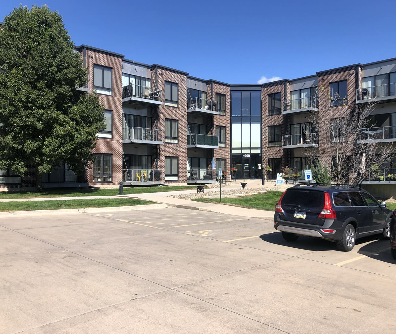 Student Housing - US Flight Co